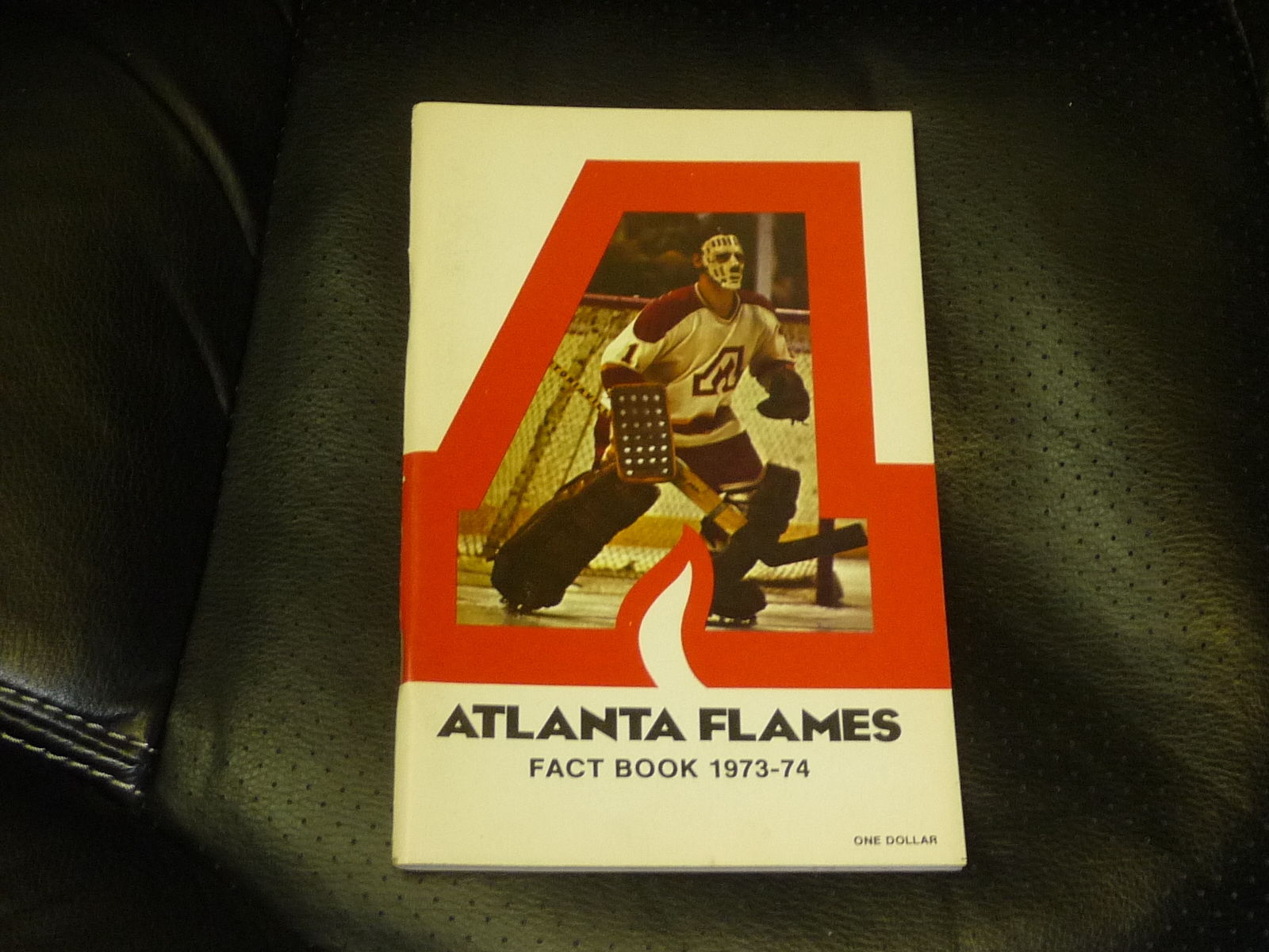 NHL Media Guide: Atlanta Flames (1973-74) | SportsPaper.info